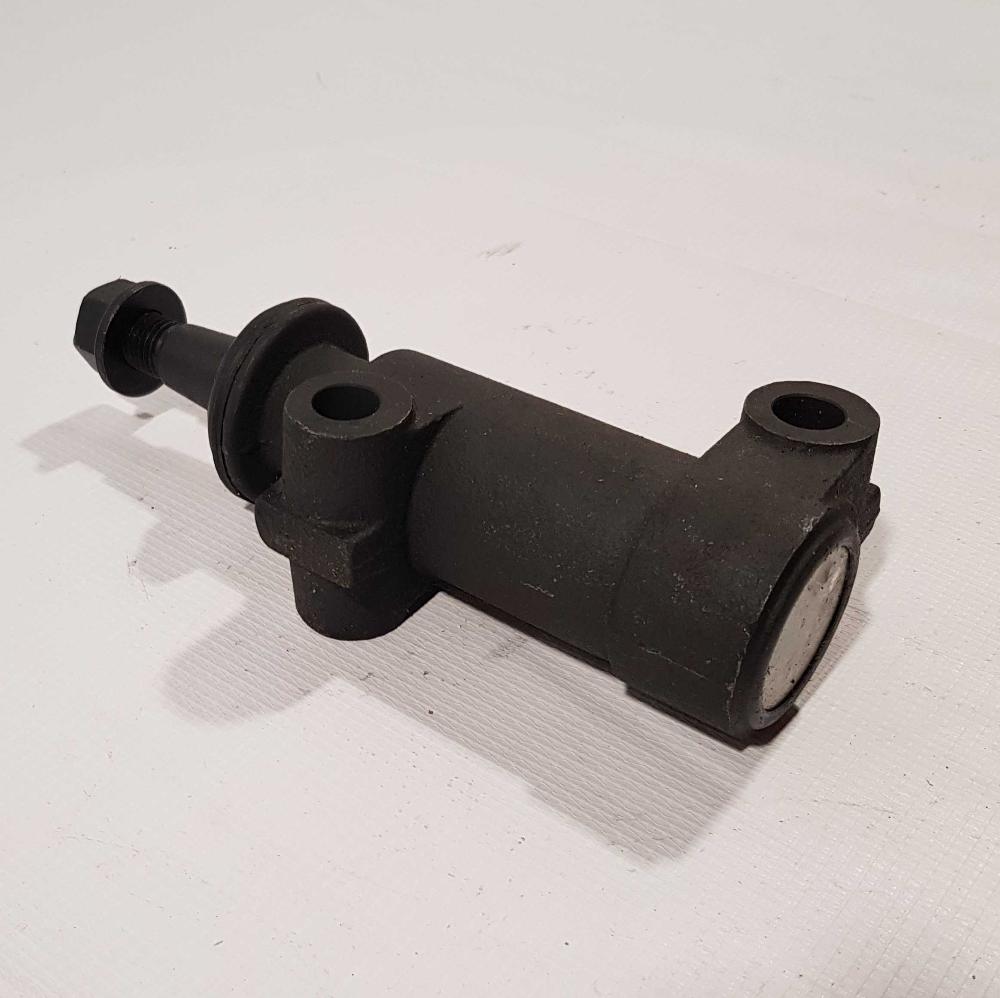 Кронштейн маятникового рычага Chevrolet Tahoe 1999-2006 Mevotech GK6659 ...