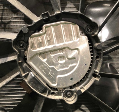 Диффузор с вентиляторами охлаждения в сборе Chevrolet Tahoe / Escalade ...