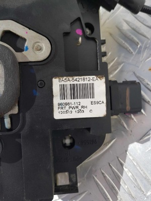 Замок двери передний правый Ford Explorer 5 DG1Z 5421812; 8A5A 5421812 ...